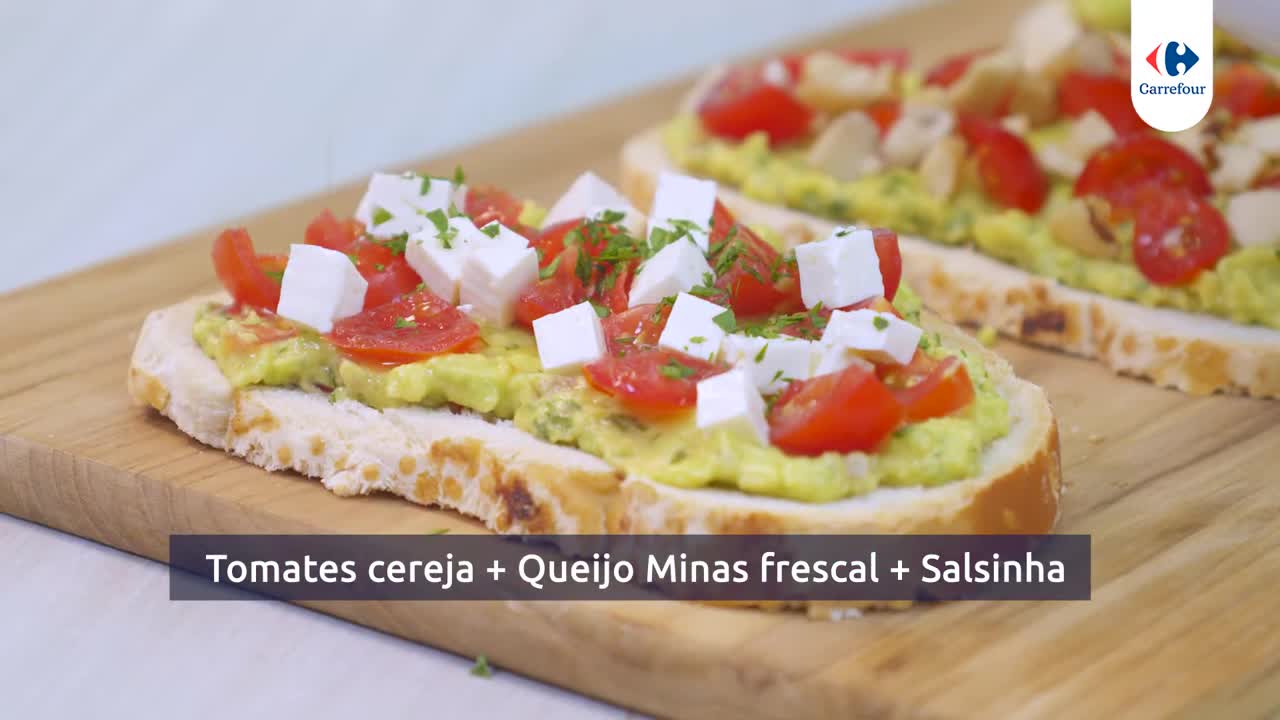 Receita de Toast de Abacate - CyberCook Receitas